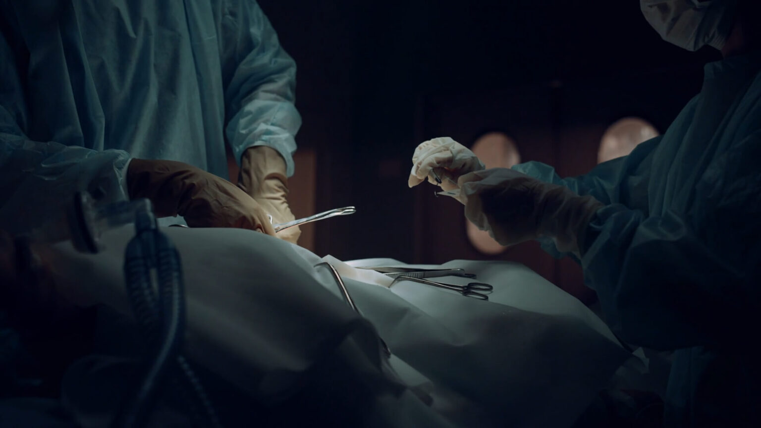 Best Specialists for Treating Piles: Who to Consult? - Iaas Med