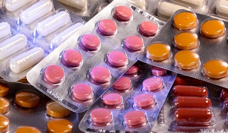 20 Things to Know Before Transferring Your Prescriptions to a New Pharmacy