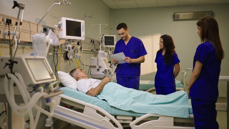 Outpatient Surgery vs. Inpatient Care: Which Is Right for You? - Iaas Med